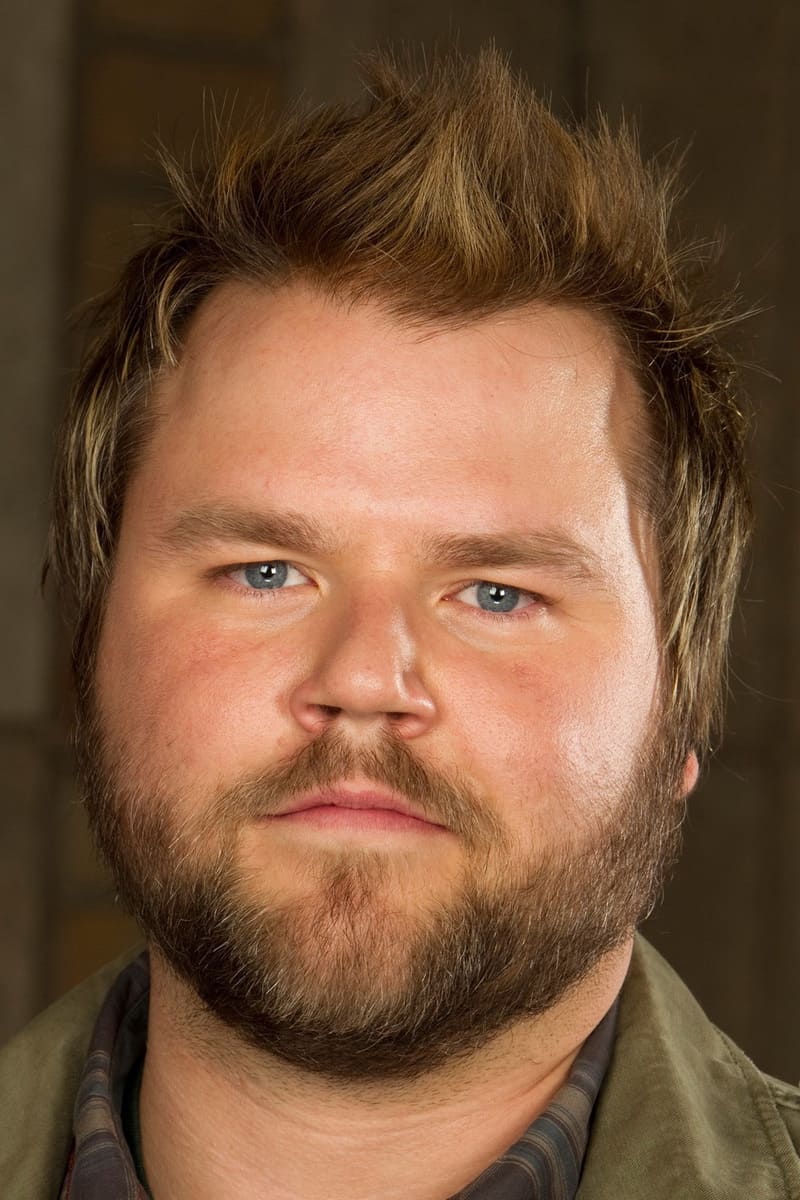 Tyler Labine - elFinalde